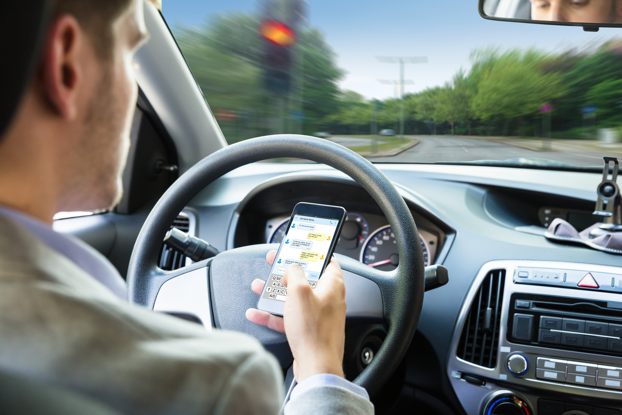 April is Distracted Driving Awareness Month: How Can You Be a Proactive ...